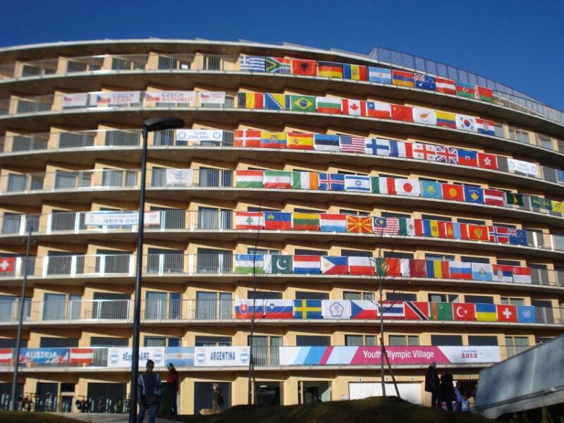 Lausanne Private Guided Walking Tour - Highlights and Attractions