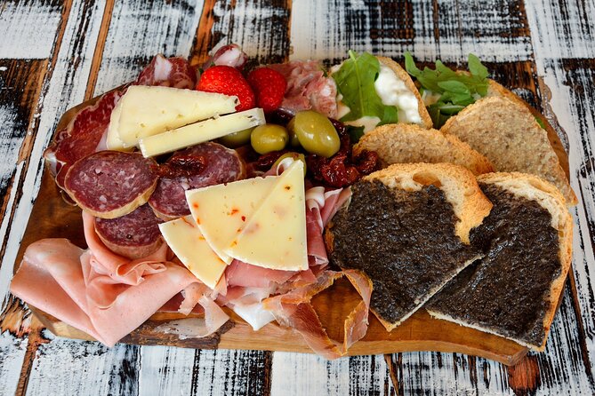 Lucca: Taste Tuscany on a Full Meal Food Tour by Do Eat Better - Highlights of the Tour