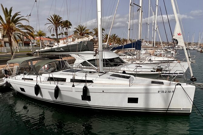 Luxury Charter Blue Dream - Location and Meeting Points