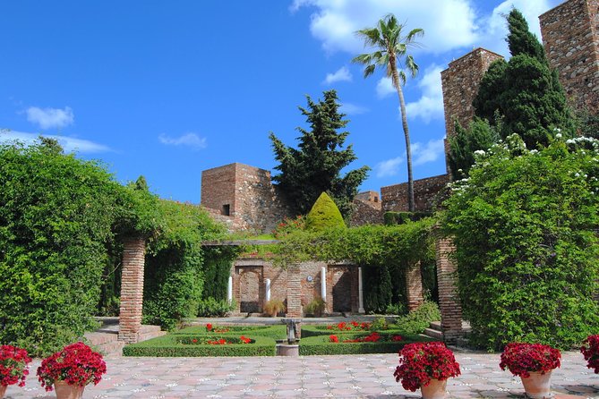 Malaga Monuments Private Walking Tour - Meeting and Logistics