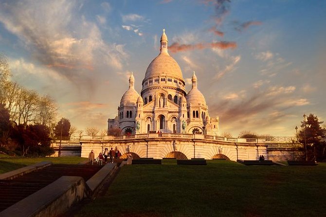 Montmartre & Sacré Coeur Private Historical 2-Hour Walking Tour in Paris - A Glimpse Into the Eros Museum and Its Significance