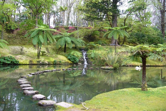Mystic Furnas - Canoeing + Terra Nostra - Volcanic Fumaroles and Boiling Water