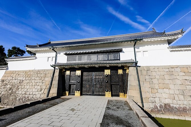 Nijo Castle Samurai Culture Experience With a Fun Expert Guide - Exploring the Castles Architectural Wonders