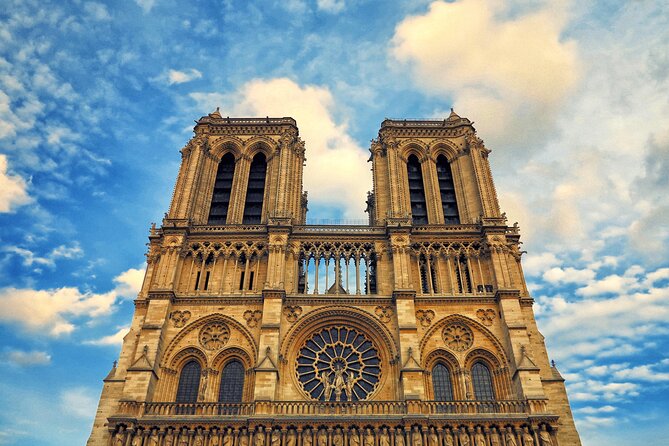 Notre Dame Paris Outdoor Tour With Crypt Entry - Historical Significance of Notre-Dame De Paris