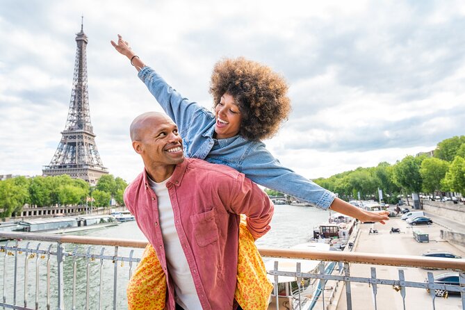 Paris: Eiffel Tower Photo Shoot - Accessibility and Participation