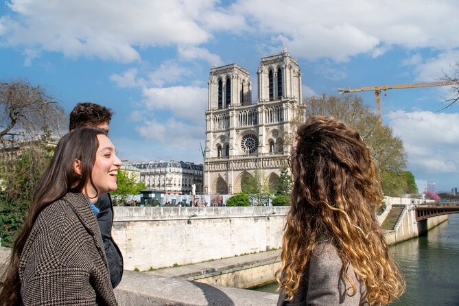 Paris Private Custom Tour: Half-Day Experience With a Local Guide - Meeting and Pickup