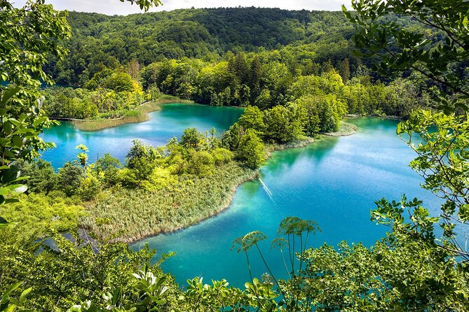 Plitvice Lakes Tour From Split With Entrance Ticket Included - Meeting and Pickup Details