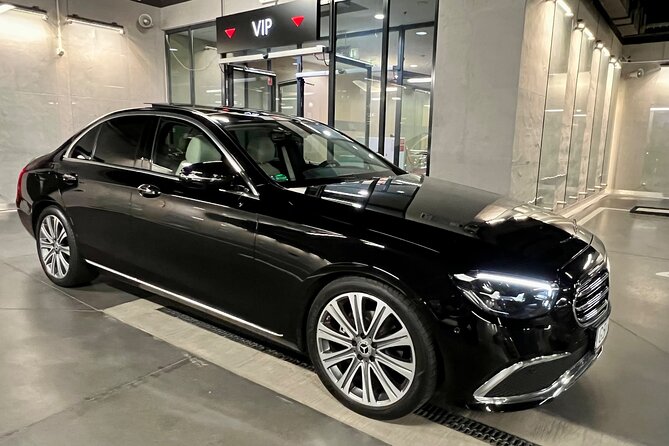 Private Airport Transfer: From Airport Gdansk GDN to Hotel in Gdansk (1-3 PAX) - Operating Hours and Booking Information