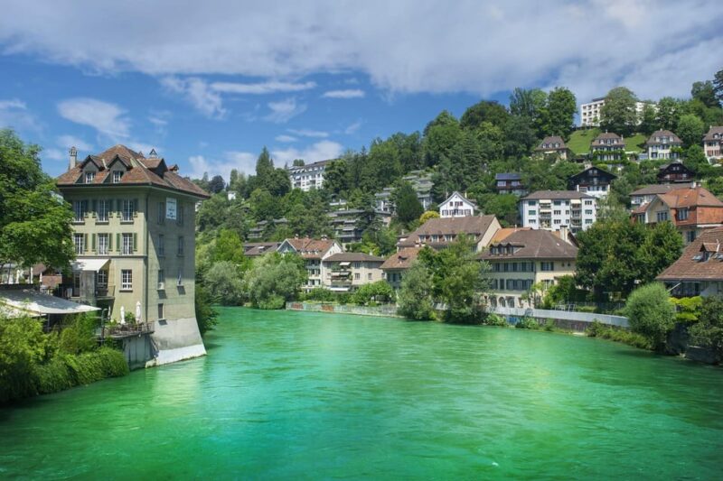 Private All Day Trip From Interlaken to Bern, in English - Discovering the Iconic Zytglogge Clock Tower