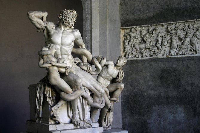 Private Early Morning Vatican Tour With Hotel Pick Up - Accessibility Options