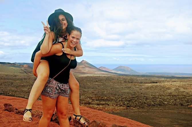 Private Excursion in Lanzarote, Minibus and Guide Available - Highlights of the Tour