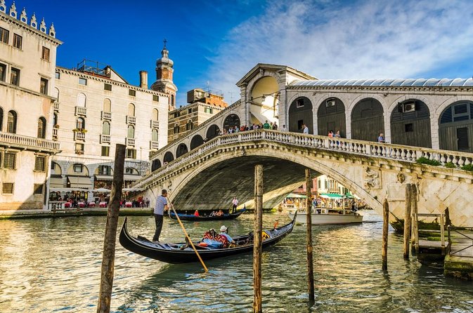 Private Gondola Ride and Photo Session in Venice. - Photographer Highlights