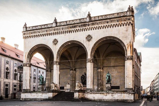 Private Munich Walking Tour - Key Landmarks to Explore