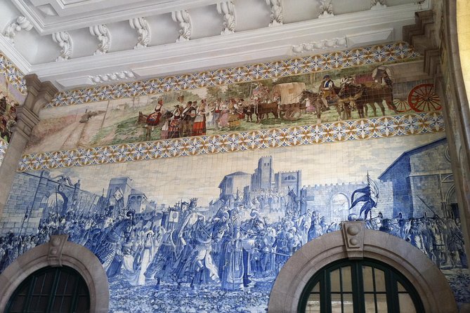 Private off the Beaten Walking Tour Porto With a Local Expert - The Fascination of Portos Smallest House