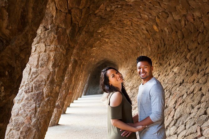 Private Park Güell Photoshoot Review - Meeting and Logistics