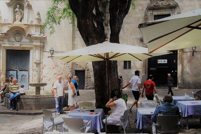 Private Tapas Walking Tour in Barcelona Old Town and Flamenco Show - Flamenco Show