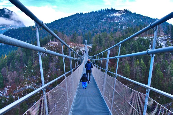 Private Tour of Neuschwanstein Castle & Highline 179 From Munich - The Charm of Oberammergau Village