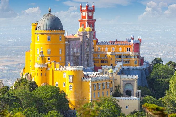 Private Tour of Sintra the Glorious Garden of Eden With Pickup - Unforgettable Visits to Iconic Landmarks
