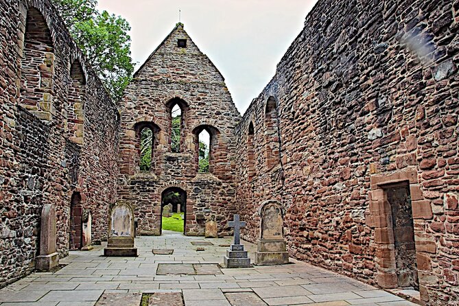 Private Tour to Loch Ness Culloden Battlefield Clava and Cawdor - The Ancient Wonders of Clava Cairns