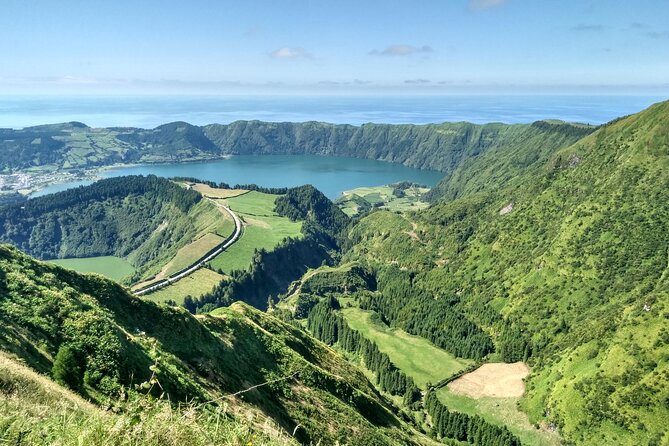 Private Tour Volcanic Lakes Sete Cidades and Lagoa Do Fogo - What to Expect During the 8-Hour Adventure