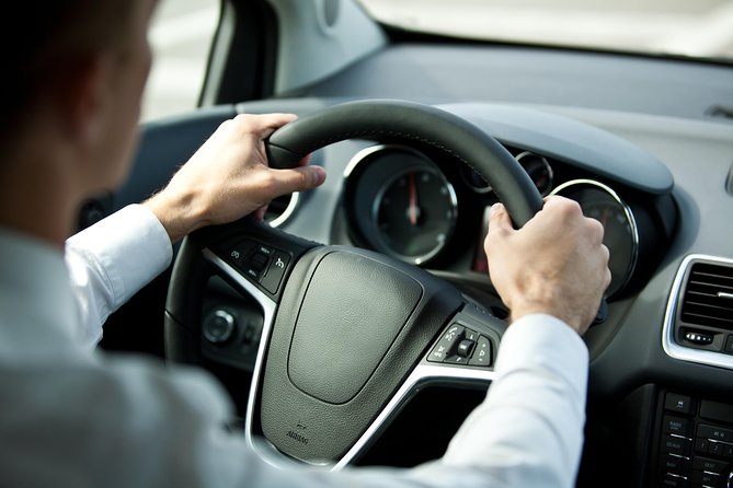 Private Transfers From Barcelona Airport to Barcelona City - Pickup and Drop-off Details