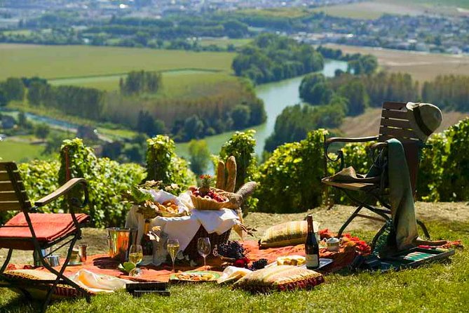 Private Trip: Tour in Epernay & Champagne Tastings From Paris - Meeting and Pickup Details