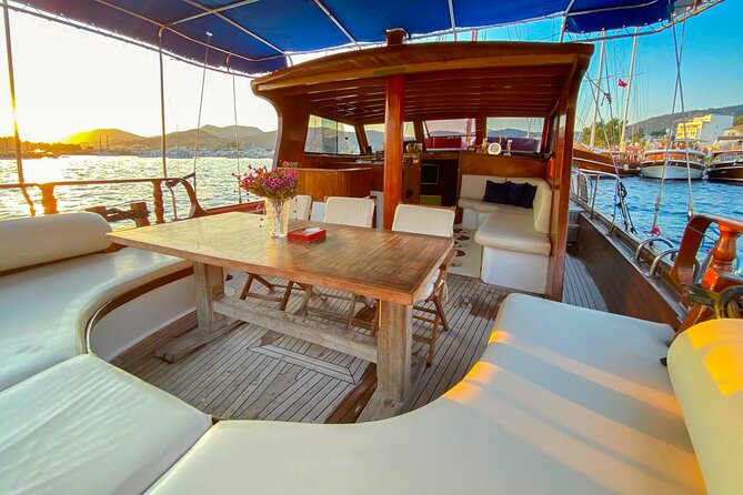 Private VIP Gulet Boat Tour With Lunch in Bodrum For 6 Hour - Inclusions and Amenities of the Tour