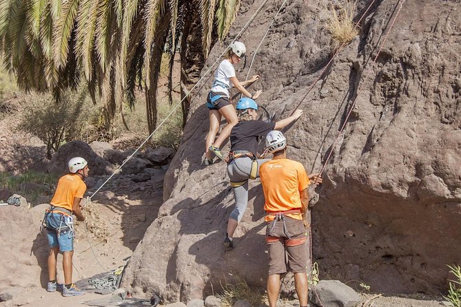 Rock Climbing From Beginners to Experts - Small Groups ツ - Guidance and Instruction