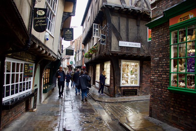 Romans, Vikings and Medieval Marvels in York: A Self-Guided Audio Tour - The Grandeur of York Minster