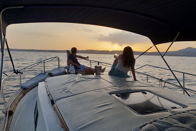 Romatic Sea Experience (Sunset + Overnight + Breakfast) - Meeting and Pickup Information
