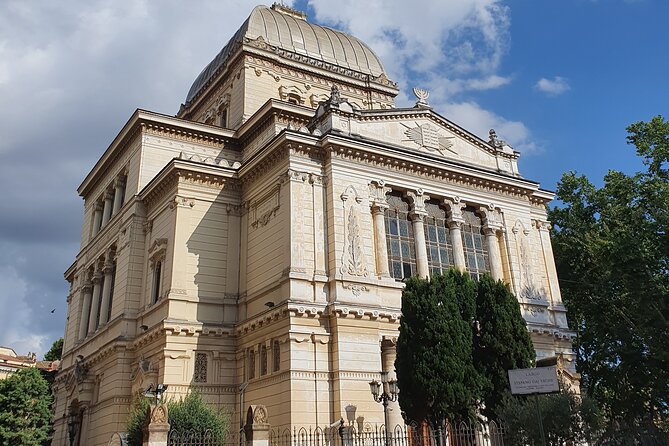 Rome Jewish Ghetto and Great Synagogue Small Group Walking Tour - Discovering the Architectural Grandeur of the Great Synagogue