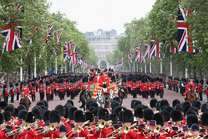 Royal English Walking Food Tour With London Food Tours - Exploring Royal Landmarks and Histories