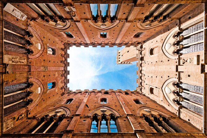 San Gimignano and Winery Experience With Light Lunch From Lucca - Itinerary and Inclusions