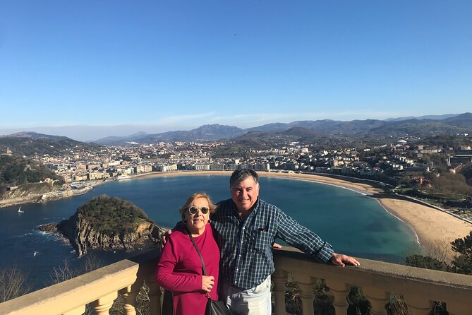 San Sebastian Private Tour, Pintxos & Winery Visit From Bilbao - The Art of Pintxos: A Culinary Adventure