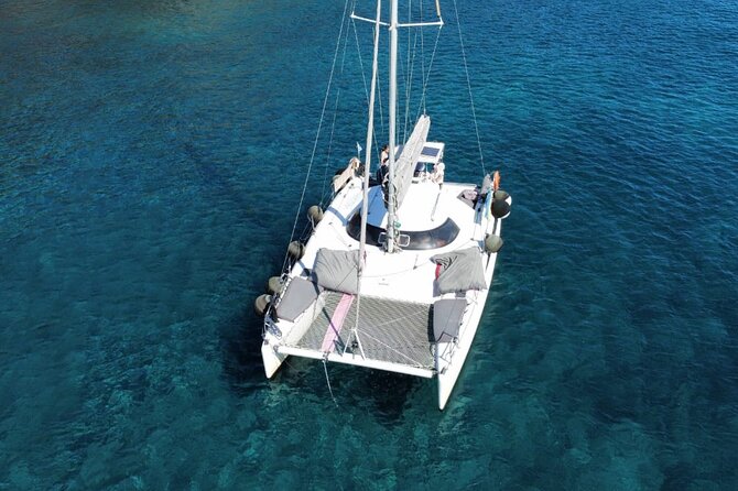 Santorini Private Catamaran Cruise With Meal and Drinks - Meal and Beverages