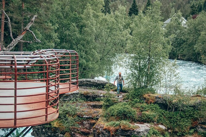 Sightseeing Tour in Trollstigen - Land of Trolls - Transportation and Accessibility