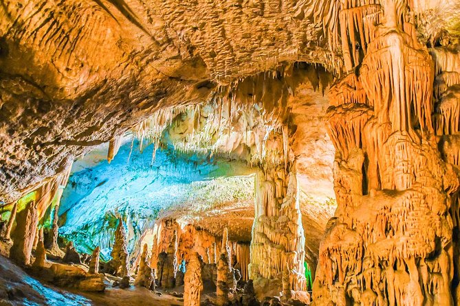 Small-Group KarlšTejn Castle and Caves - All Inclusive Day Trip - Inclusions