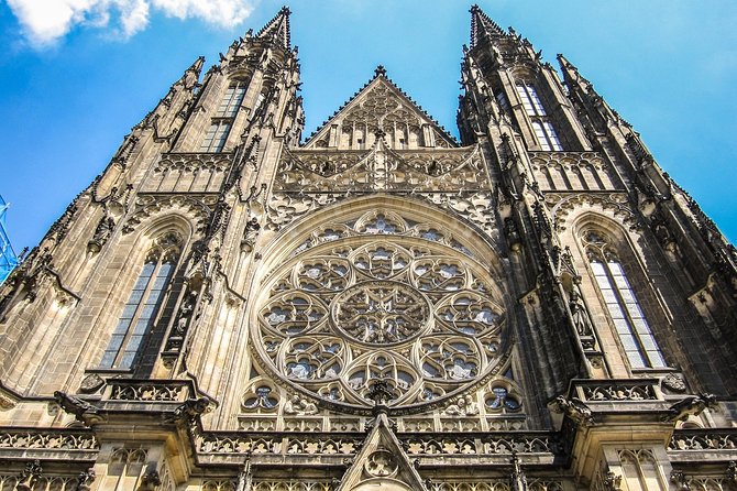 Small-Group Tour of Prague Castle With Visit to Interiors - Language Options and Group Size