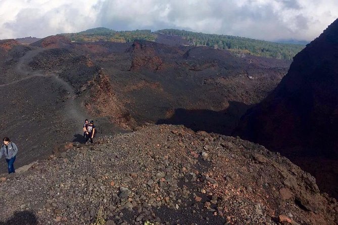 Solo Trekking Experience - Essential Gear for a Day on Mt. Etna
