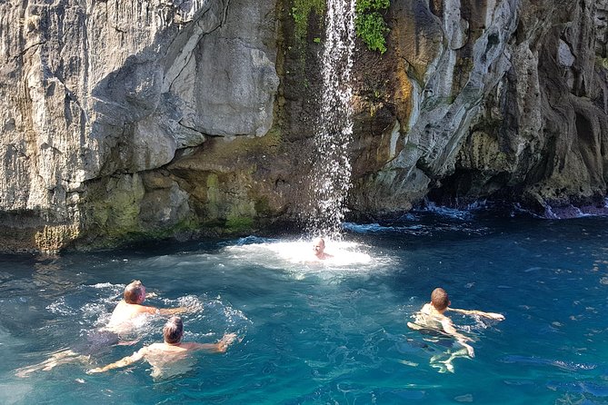 Sorrento: Exclusive Capri Private Boat Tour & Blue Grotto - Highlights of the Exclusive Capri Boat Cruise