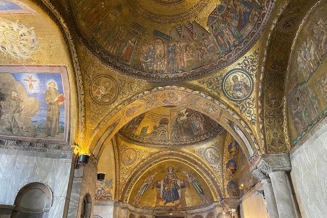 St. Marks Cathedral Priority Ticket, AudioGuide +History Gallery - Inclusions and Extras