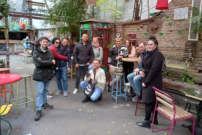 Street Art and Alternative Tour in Budapest - Tour Guide and Their Expertise