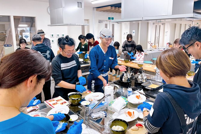 Sushi Making Experience Class in Naha Makishi Public Market - Inclusions and Extras