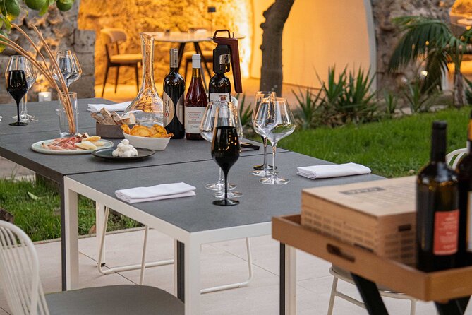 Tasting of 5 Wines With Typical Products in Sorrento - Menu and Offerings