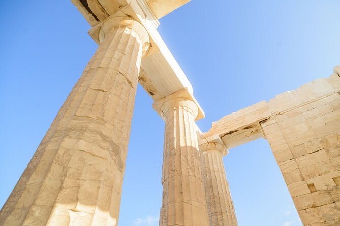 The Acropolis Walking Tour With a French Guide - Marveling at the Parthenon