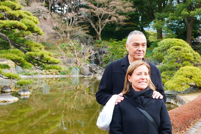 Tokyo Private Tour of the Imperial Palace East Gardens - Tour Inclusions and Accessibility