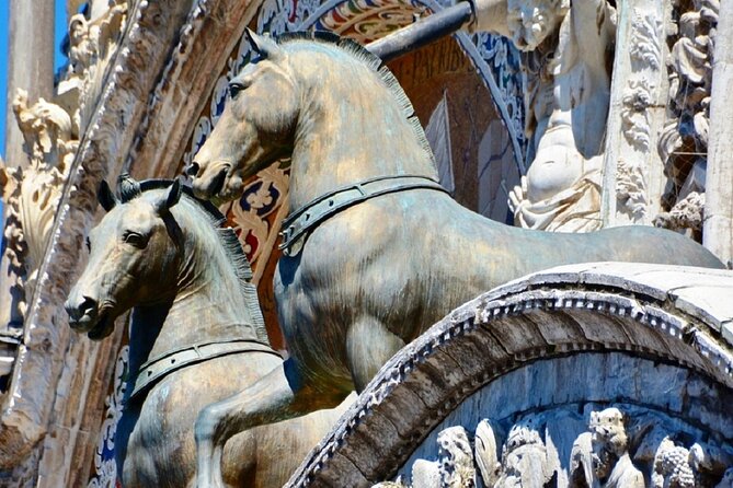 Unusual Perspectives of St Marks Basilica and Museum - Navigating the Crowds and Queues