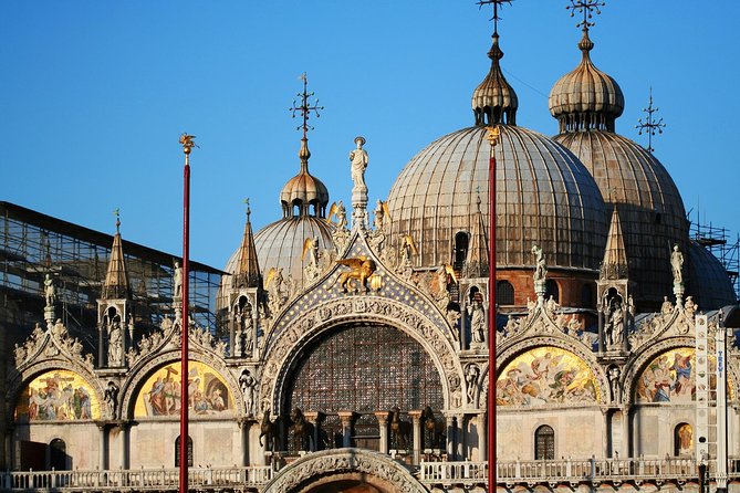 Venice Walking Tour Plus Skip the Lines Doges Palace and St Marks Basilica Tours - Highlights of the Walking Tour