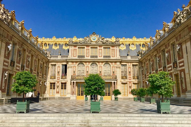Versailles Palace & Giverny Private Guided Tour With Lunch - Priority Access - Exploring Monets Residence in Giverny