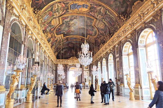 Versailles Palace Private Half Day Guided Tour Including Hotel Pickup From Paris - The Magnificent Hall of Mirrors